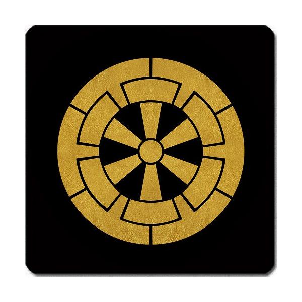 ・耐水性のある艶消しタイプの家紋シールです・建物・玄関・車など平面な部分に使用できます・海外へのお土産などに最適です・本体サイズ：24cmｘ24cm・材質：塩ビ艶消しラミネート・こちらの商品は全国送料無料で発送いたします・日本郵便のクリック...