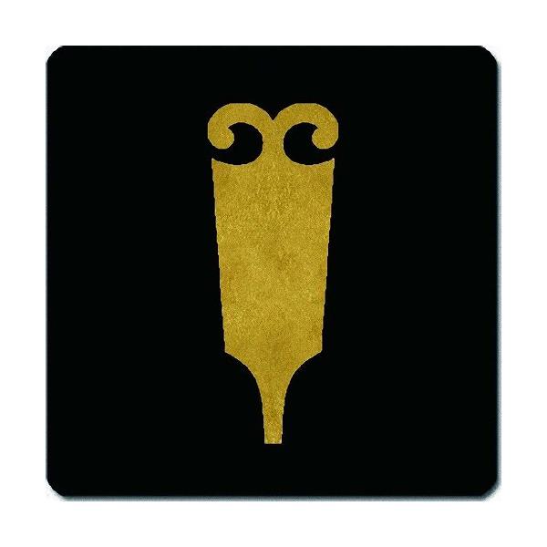 ・耐水性のある艶消しタイプの家紋シールです・携帯、スマホ、アイコスなどにちょうどいい大きさです・海外へのお土産などに最適です・本体サイズ：3cmｘ3cm・材質：塩ビ艶消しラミネート・こちらの商品は全国送料無料で発送いたします・日本郵便のクリ...