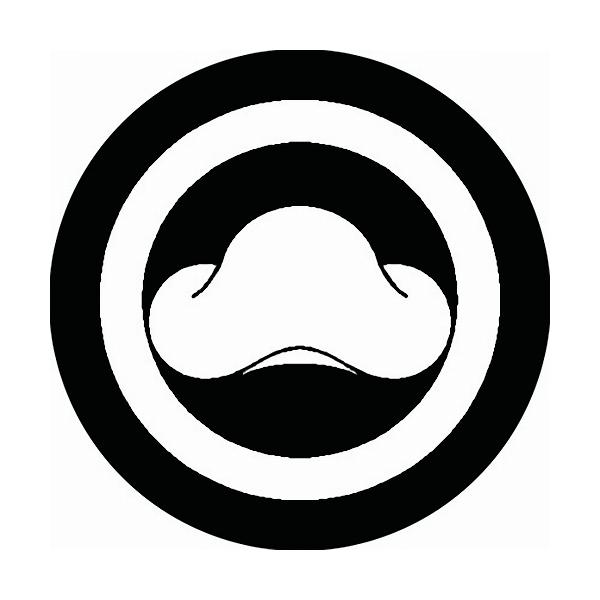 ・耐水性のある艶消しタイプの家紋シールです・携帯、スマホ、アイコスなどにちょうどいい大きさです・海外へのお土産などに最適です・本体サイズ：直径約3cm・材質：塩ビ艶消しラミネート・こちらの商品は全国送料無料で発送いたします・日本郵便のクリッ...