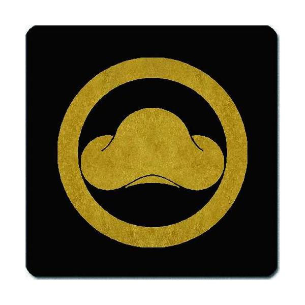 ・耐水性のある艶消しタイプの家紋シールです・携帯、スマホ、アイコスなどにちょうどいい大きさです・海外へのお土産などに最適です・本体サイズ：6cmｘ6cm・材質：塩ビ艶消しラミネート・こちらの商品は全国送料無料で発送いたします・日本郵便のクリ...