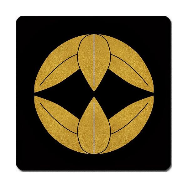 ・耐水性のある艶消しタイプの家紋シールです・携帯、スマホ、アイコスなどにちょうどいい大きさです・海外へのお土産などに最適です・本体サイズ：6cmｘ6cm・材質：塩ビ艶消しラミネート・こちらの商品は全国送料無料で発送いたします・日本郵便のクリ...