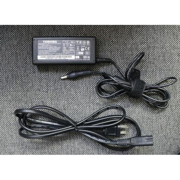 ACアダプター  メーカー名 TOSHIBA商品名　パソコン用電源アダプター 型番　PA-1650-01、PA-1650-21仕様  19V-3.42A製品状態 中古品。動作確認済み。キズ汚れアリ。 付属品　電源ケーブル*写真は参照用（同型...