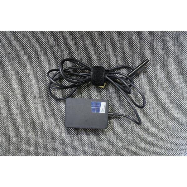 Microsoft Surface用　ACアダプター 型番　　1735　仕様　　OUTPUT：15V-1.6A製品状態 　中古品。動作確認済み。キズ汚れアリ。*Microsoft SurfaceのACアダプターですが、当店では適合機種につい...