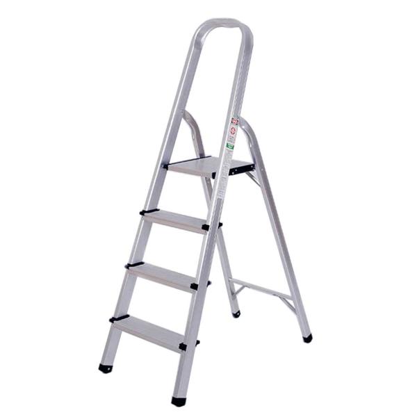 一家に一台あると便利！照明器具の取り替えや高い位置になる棚から物を取り出せる持ち手付き折りたたみステップ台です。【商品寸法】広げた状態：幅41.5cm×奥行81cm×高さ127cm 　収納時：幅41.5cm×奥行8cm×高137cm耐荷重：...