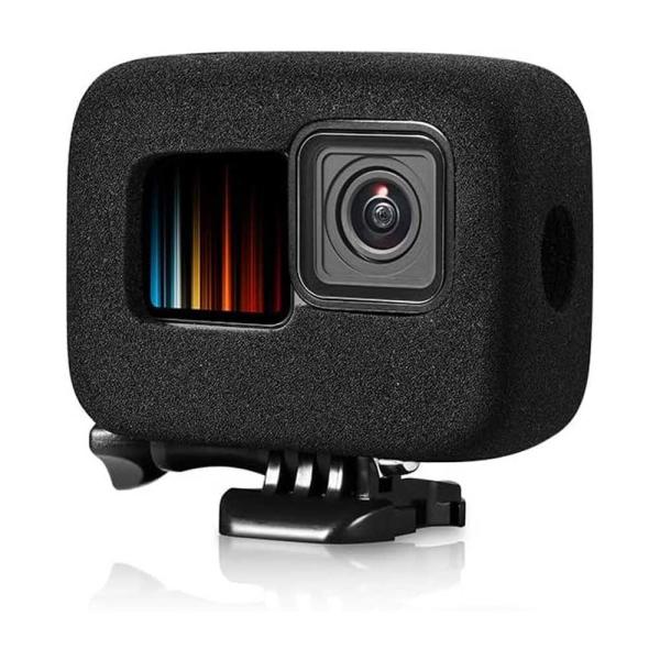 丈夫で弾力性があるスポンジ素材。ビデオを録画する際、効果的なノイズを減らすことができます。滑りにくく落下などの衝撃からカメラを保護します。専用設計のため、ケースをつけたまま各端子とボタンの操作が可能です。耐寒性にも優れ、低温の状況下でも本来...