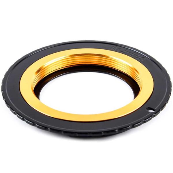 M42マウントレンズをキヤノンEOSマウントカメラに装着するためのマウント変換アダプターです。簡単に取り付けることができます。マウントアダプター上に電気の接続はないで、調整は手動での設定になります。また、電子制御など他の機能は使用できません...