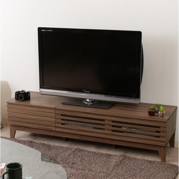 在庫がある場合2営業日後の発送予定となりますが、確認いたしますので、ご購入前にお問い合わせください。北海道・沖縄・離島・僻地へのお届けは、別途送料見積りになります。65インチまで対応で、木目調の格子の落ち着いたデザイン。引き出し収納があり、...