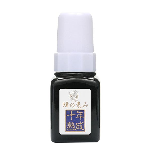 木の樽で十年以上じっくりと熟成