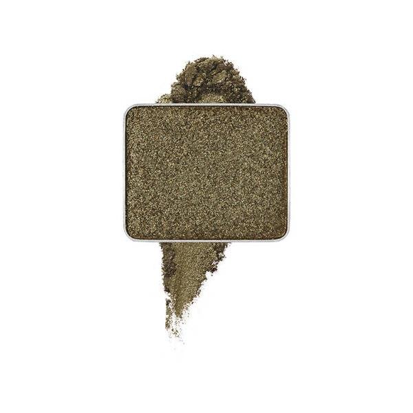 アジア人の肌トーンのための“テーラーメイドカラー”全79色。アジア人の肌トーンを研究し、美しく際立たせるウォームトーンからクールトーンまで、厳選されたカラーバリエーション。