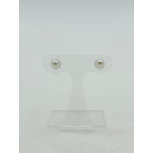【商品詳細】アイテム：ピアス（直結タイプ）真珠：アコヤパール形：ラウンド系テリ：良キズ系：ほぼ無しサイズ：4.0-4.5mm数量：1ペア総重量：約0.6ｇ素材：プラチナ900（Pt900の刻印）線径 ポスト：約0.7mm 長さ：10.0mm...