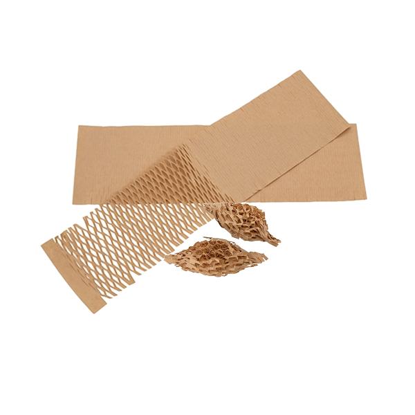 毎日の楽しみに採餌行動をプラス！簡単につくれるフォージングトイ！大好きなおやつをくるくる巻いてオリジナルのペーナッツ（ペーパーナッツ）を作ろう♪あみあみの穴から大好きなおやつを発見！ぺーナッツの中身は気分に合わせて変えられるから飽きずにカジ...