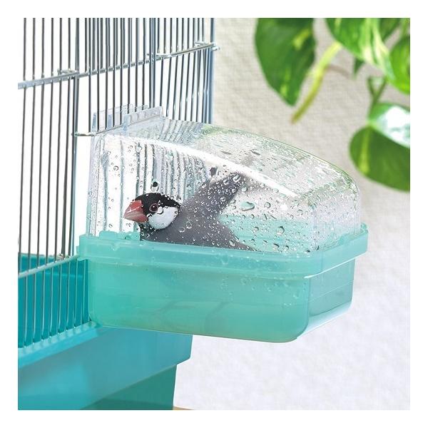 鳥カゴの中を広く使える外掛式の水浴び容器です。水浴び姿が楽しく観察できる透明カバーを採用。水が飛び散るのを防ぎます。バスタブはショックに強く、割れにくい材質のポリプロピレン製。入口は滑りにくい加工がされたとまり台。扉の固定用にドアストッパー...