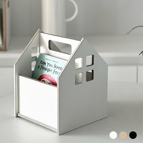 韓国ブランド「Hanane」の、ドールハウスを思わせる家型フォルムが印象的な、ツールボックス型収納です。無駄を省いたシンプルな形と、窓のカットデザインが程よいアクセントとなり、リビングやデスク、子供部屋など、さまざまな空間に自然となじみます...