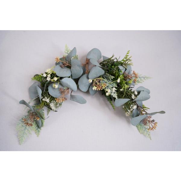 キーワード：ギフト プレゼント ナチュラル  アーティフィシャルフラワー  パリスタイルフラワーアーティフィシャルフラワーでお作りしたユーカリメインのナチュラルなスワッグアーティフィシャルフラワーなので、ドライフラワーや生と違い、ぽろぽろと...