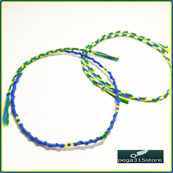 長さ：約３５ｃｍ（三つ編み部分：約6.5ｃｍ センター部分：約19ｃｍ） 素材：刺繍糸 画像2枚目色：青・黄色・緑 画像3枚目色：青・黄色・緑・白 ※お使いの液晶によってお色味が若干異なる事がございます。 ご心配な方はコメント下さい。 丁寧...