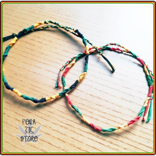 ミサンガ アンクレット 足首ジャマイカ/ブラジルカラーはヘンプで作成（黒・緑・黄色）ラスタカラーは糸で作成です（赤・緑・黄色）長さ約38cm希望の色の糸があればオーダーも可能です♪夏フェス レゲエ祭などこれからの季節に♪※お使いの液晶によっ...