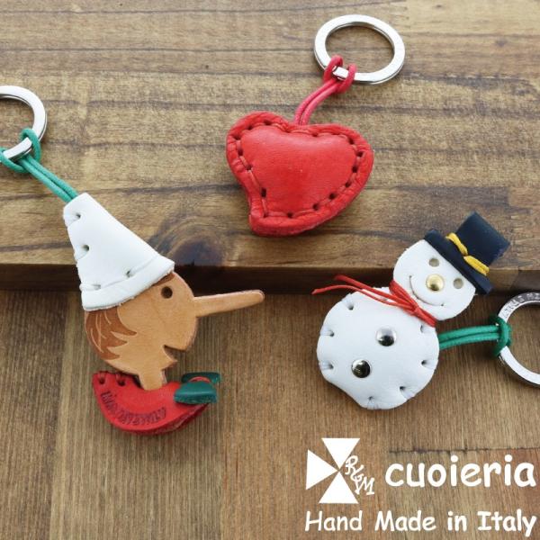 【素材】革【サイズ】P278ハート：4.5×3.5cmP335ピノキオ：5.5×5.5cmP359スノーマン：6×3.5cm【付属品】ラ・クオイエリアオリジナルBOX※注意画面上のモニターの発色、設定により実物とことなって見える場合もござい...