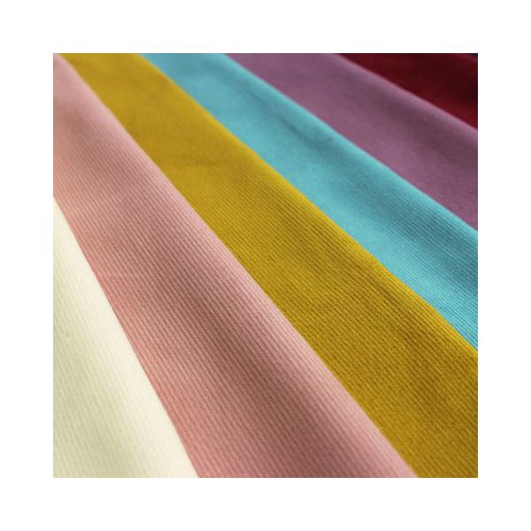 秋冬物の服作りにぴったりのおしゃれな細コール生地秋冬のおしゃれに大活躍の、ベーシックな無地のシャツコーデュロイ生地です。やや薄手の細コーデュロイなので、やわらかく優しい肌ざわり。小物からお洋服まで使いやすい生地です。シャツやブラウス、ワンピ...