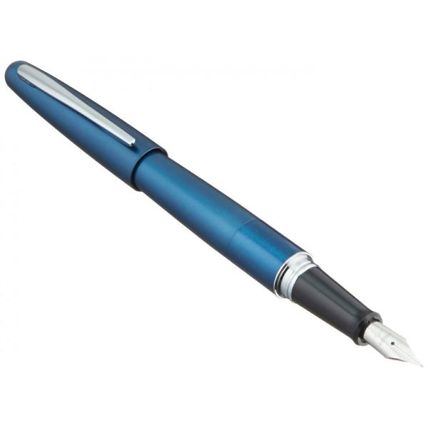 ＊在庫品につき、即納できますパイロット 万年筆 コクーン ブルー 細字 FCO-3SR-L-F【型番】FCO-3SR-L-F【ペン先】特殊合金【字幅】細字【仕様】黄銅・塗装【本体サイズ】最大径φ 13.2mm　全長 138mm【本体重量】2...