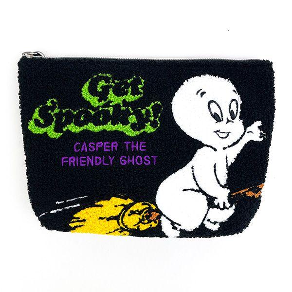 心優しいゴースト「キャスパー」がサガラポーチで登場♪手のひらに収まりがよく、デイリーに使いやすいアイテムです。内ポケットにはオープンポケット1個付き♪好きなデザインを見つけてね！