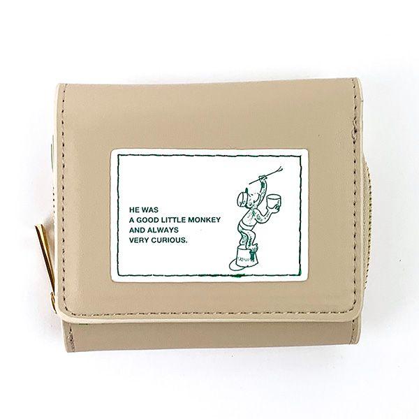 ラベルのように表現された、表面のアートとロゴがポイント。内側に使用している生地はバイカラーになっていて、開いたときにも楽しめるミニウォレットです！派手過ぎず、シンプル過ぎない、幅広い世代の方にオススメできるウォレットに仕上がっています。