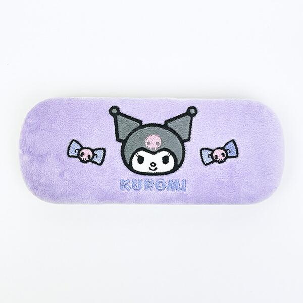 キャラクター部分はアップリケ刺繍で、立体感のあるキュートなデザインなメガネケースです。フタ部分にはソフトボア生地を使用しており、ふんわりやさしい手触りが魅力的◎しっかりとしたケースで大切なメガネをキズや衝撃から守りながら、バッグの中でも可愛...
