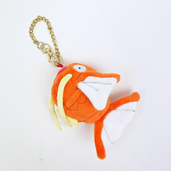 コイキングを忠実に再現したコレクションマスコットです。まるでゲームの中から飛び出してきたようです♪一緒に遊んでもよし！コレクションしてもよし！ポケモン好きの方はぜひバッグにつけたりして、一緒に冒険に出かけよう☆彡