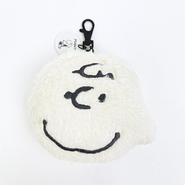 スヌーピー（チャーリーブラウン）の冬にぴったりなもこもこ感が可愛いフェイスポーチです。普段使いのバッグに付けて、鍵やイヤホンなどバッグの中で迷子になりがちな小物を入れておくのにも便利☆お揃いのスヌーピーと一緒に使えば可愛さ抜群です♪