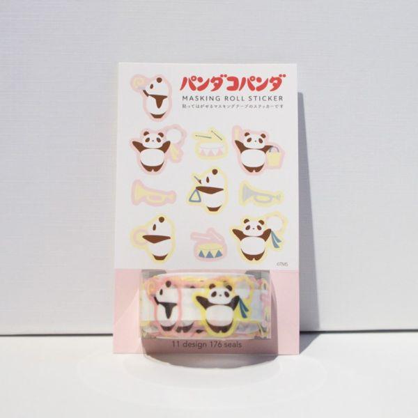 パンダコパンダの魅力をそのまま楽しめる、ダイカットマスキングテープです♪ダイカットなのでキャラクターの可愛さが引き立ちます★色々なところに貼りたくなるあいてむですね♪【サイズ　本体幅2cm×巻き4メートル】