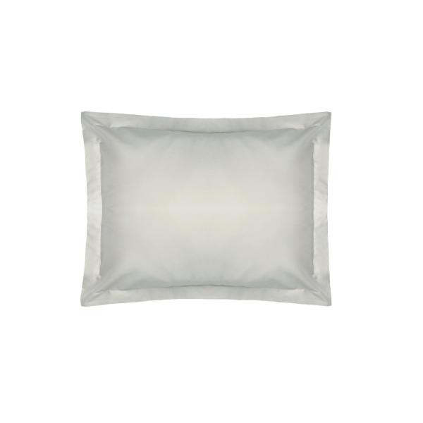 素材: ピマコットンブレンド100%。サテン織。スレッドカウント: 450。ピローケースx1枚。コットンに長繊維を含む、丈夫ながらソフトな質感のヤーン。サイズ: 51 x 76cm。