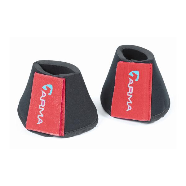 素材: ネオプレン。素材テクノロジー: 耐久性及び柔軟性、軽量、衝撃を吸収。デザイン: ロゴ入り。摩擦防止。しっかりとフィット。軽い交突傷や擦れ防止に。丸みのあるロールエッジ。留め具: 面ファスナー。サイズ目安(馬の体高):スモールポニー-...