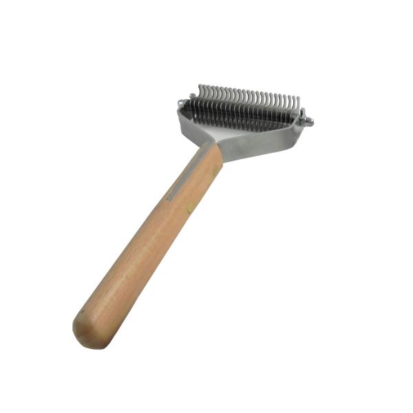 馬のたてがみ用レーキブラシ。厚みのあるたてがみを素早く簡単に梳けます。ワイヤー状や硬いタイプのたてがみ用に最適。より自然な仕上がりに。ブラッシングしやすい間隔のあいた12本の歯。