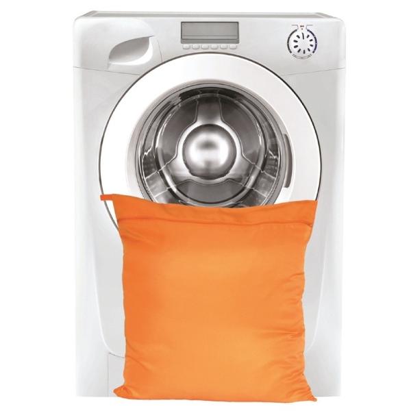 馬の毛で洗濯機にダメージを与えるのを防ぎます。鞍敷、ラグ、クーラー、バグボディー (フライラグ)、腹帯、ブーツ、バンデージ、サドルパッドなどを洗うのに適しています。サイズ: スモール (41 x 54cm)、ラージ (58 x 75cm)、...