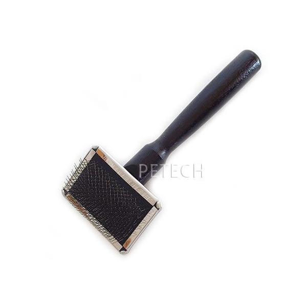 ◆メール便対応商品。【国産品の犬猫スリッカー】ケイプロ　ステンレスロングティ・スリッカー(国産)は極細で弾力性に優れたステンレスピンです。錆びに強く、更にピンの植毛数が多く、ゴムラバーを超ソフトに被毛や皮膚に優しく、モツレ毛や残り毛をスイて...