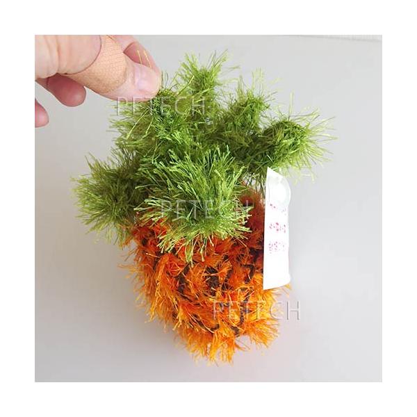 【ワンちゃんのための歯みがきおもちゃ♪】オーマ・ローで遊ぶと編み込まれた糸と糸の間に歯が入り、自然と歯を磨いている状態に！！ただ置いてあるだけでもとってもキュートなオーマ・ローはトルコのお母さんたちの愛情いっぱいの手作りおもちゃです。表面の...