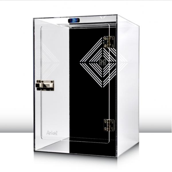 【発売日：2020年10月18日】サイズ　W 300mm × H 450mm × D 300mm重量　3.4kg素材　5mm Acrylic Board詳細情報 ・天井部に紫外線透過用アルミメッシュ・5mm厚アクリル採用・錆に強いアルミメッ...