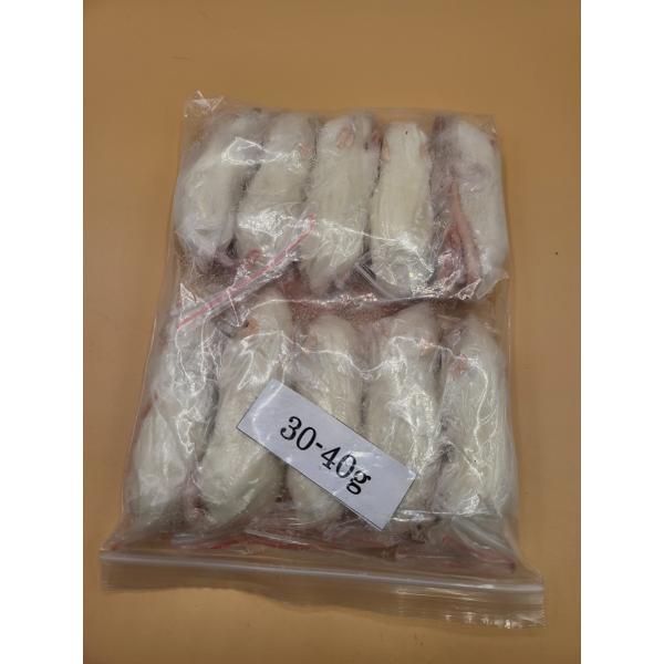 【発売日：2022年03月30日】衛生管理を徹底した飼育室にて、栄養豊富な人工飼料で育った高栄養価のラットです。＜与える生体＞・猛禽類（フクロウ、ワシ、タカなど）・爬虫類（大型のヘビやトカゲなど）体長8cm〜10cm 重量30ｇ〜40ｇ1袋...