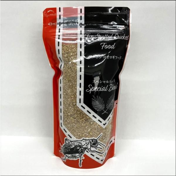 【発売日：2022年12月25日】生まれたてから成虫まですべてのサイズに使えます。飼育ケースを汚さずに与えられる便利な素焼き皿付き、店内使用として利用できる大容量の業務用もご用意しました。