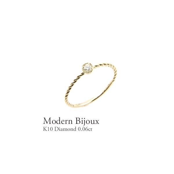 手元に上品な輝きを彩る華奢リング。細く繊細なデザインが女性らしいエレガントな一本。ダイヤモンドを一粒一粒優しく包み込むミル打ちは、小粒なダイヤモンドを実際よりも大きく見せてくれます。