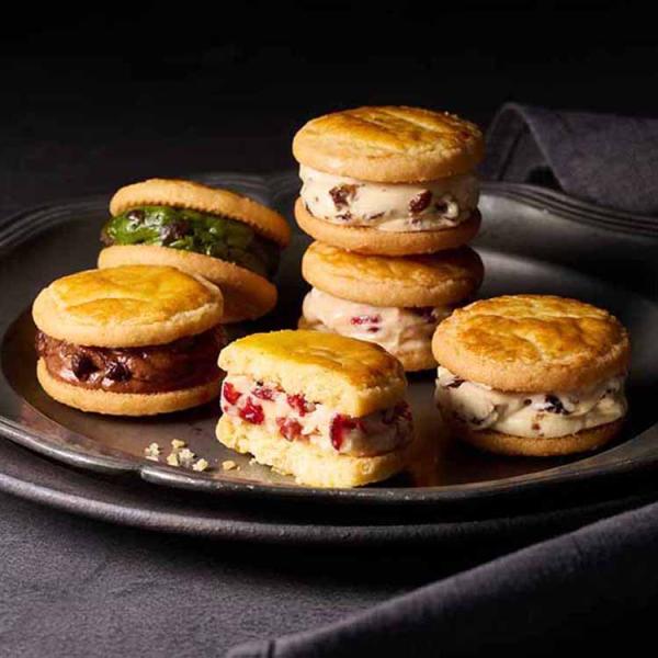 （検索用：ギフト スイーツ ホシフルーツ バターサンド 発酵バター 果実 焼菓子 ）●翌日優良配送対象商品につきまして●下記の場合は対象外となります。・13時以降(休業日は12時以降)のご注文の場合・お届け先が対象地域外の場合(離島も含む)...