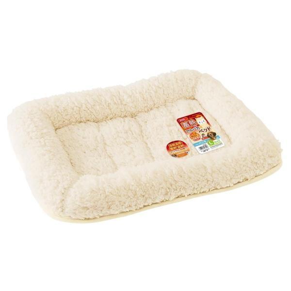 熱源は「ペットの体温」のみ！蓄熱保温生地であったか♪ふわふわ、もこもこ、とっても手触りの良い生地を使用した「アルパカ風シリーズ」です。ワンちゃんや猫ちゃんのリラックススペースに…。汚れてもお家で手洗いできます。生地：ポリエステル100%中　...