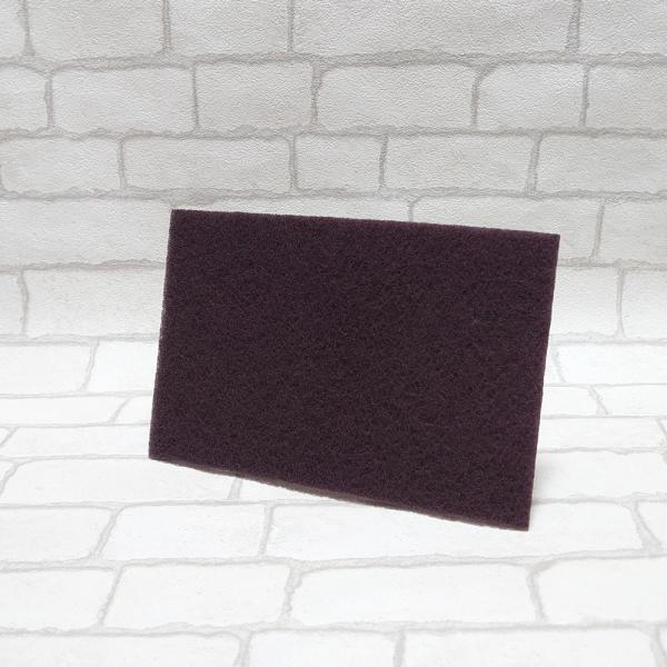 トイレクリーナー、タイルクリーナー使用時に併用することで効果的にお掃除できます。あらゆる用途に使われている万能型の製品です。鋼板やパイプのサビ取り、汚れ取り、アルミ製品のすり傷のぼかしはもちろんヘアライン、塗料コート、ラミネート前の粗面化な...