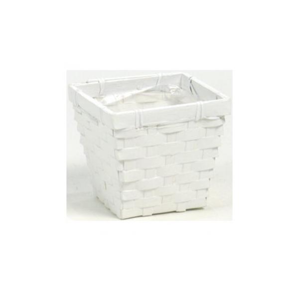 長年ご愛用のお客様も多い商品です。また、成長が早い竹を使用していることで環境問題にも配慮した商品です。鉢植えのカバーやフラワーアレンジはもちろん、小物入れやギフト容器に使う方もいらっしゃいます。