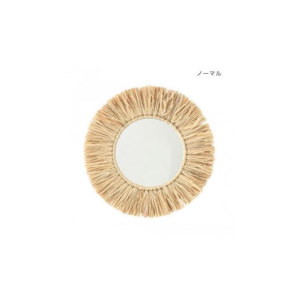 飾るだけでインテリアがぐっとオシャレになる壁掛けミラー。天然素材を使用しているのでナチュラルテイストやアジアン、北欧など、様々なインテリアに馴染みます。リビングはもちろん、玄関や洗面台に飾るのもおススメです。