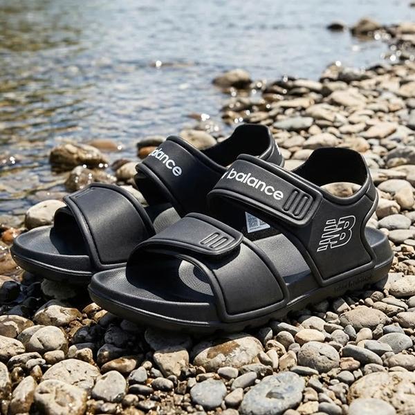 New Balance (ニューバランス) SPSD v1 Sandal SYFSPSA1M 男の子 女の子 ボーイズ ガールズ 子ども【日本正規代理店品】甲部と爪先の2カ所でフィット調整できる面ファスナーを搭載したストラップサンダル。軽量...