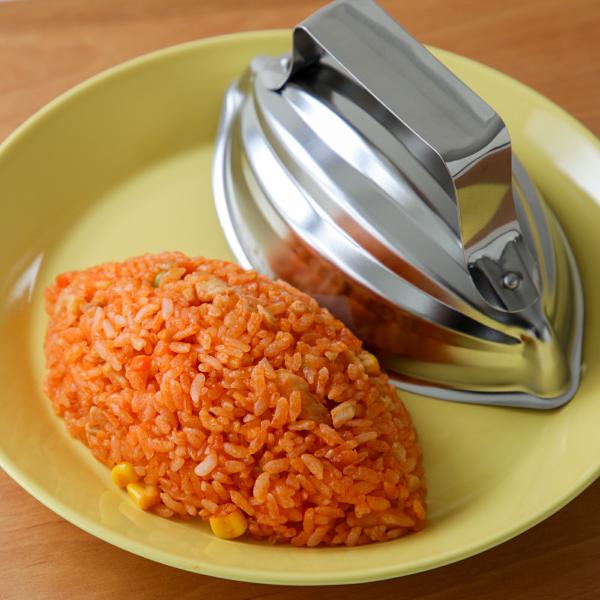 金物の町で職人のモノづくりが世界から評価される新潟県燕市の業務用ライス型です。プロ仕様の無駄のないつくりで、オムライスのライス型に良いメロン型。オールステンレスでにおい移りや色移りもしにくくとても丈夫。食洗機対応で家庭でも使いやすいです。サ...