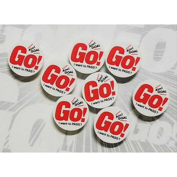 ●表面は、耐水・耐光性にすぐれたフィルムシール印刷です。【-----注意点-----】●ウェアにゼッケンをホック〈オス・メス〉により挟み込んで留めるタイプですので、生地にもよりますが、洗濯後でも留めた跡が全く消える保証はありません。●過剰包...