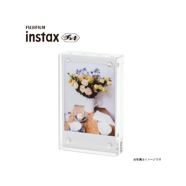 【全国送料無料】ポスト投函便のため対面受け取り不要商品名：INSTAX mini アクリルフォトフレーム《商品仕様》 ・対応サイズ：チェキ用フィルム（86×54mm）・収納枚数：チェキ用フィルム 1枚・サイズ：高さ88mm×幅56mm×厚み...