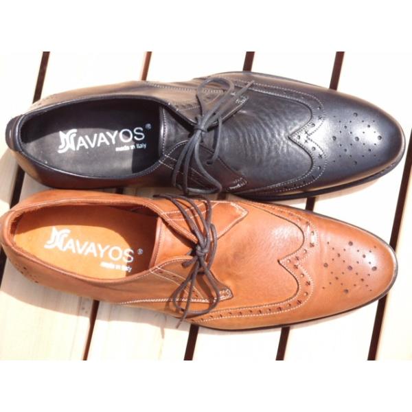 NAVAYOSウイングチップカジュアルに合わせてくださいデニム、チノパンなどと相性いいですステッチやパーフォレーションが遊んでますナバヨス イタリア製* サイズ交換は可能ですので　まずは室内でご試着下さい（お客様からご返送時の送料はご負担下...