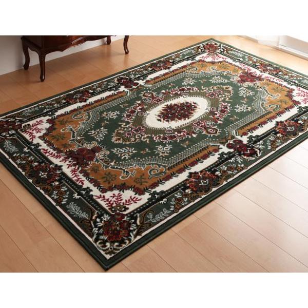 ・豪華さを表現するウィルトン織りの確かな技術目を引く圧倒的な存在感。モチーフを美しく表現する色の鮮明さが豪華に彩ります。この重厚感あふれるデザインを鮮明に表現するためにウィルトン織りを採用しました。